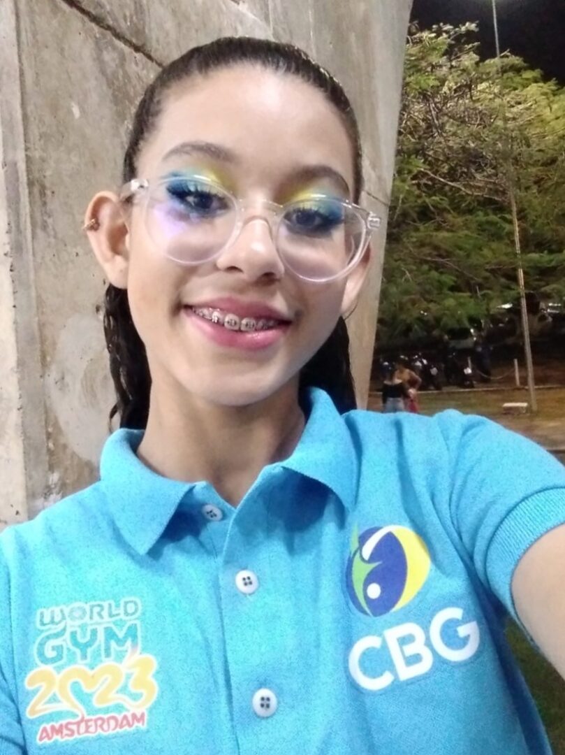 Bailarina em ascensão em Campo Grande, Gaby precisa de ajuda para se ...